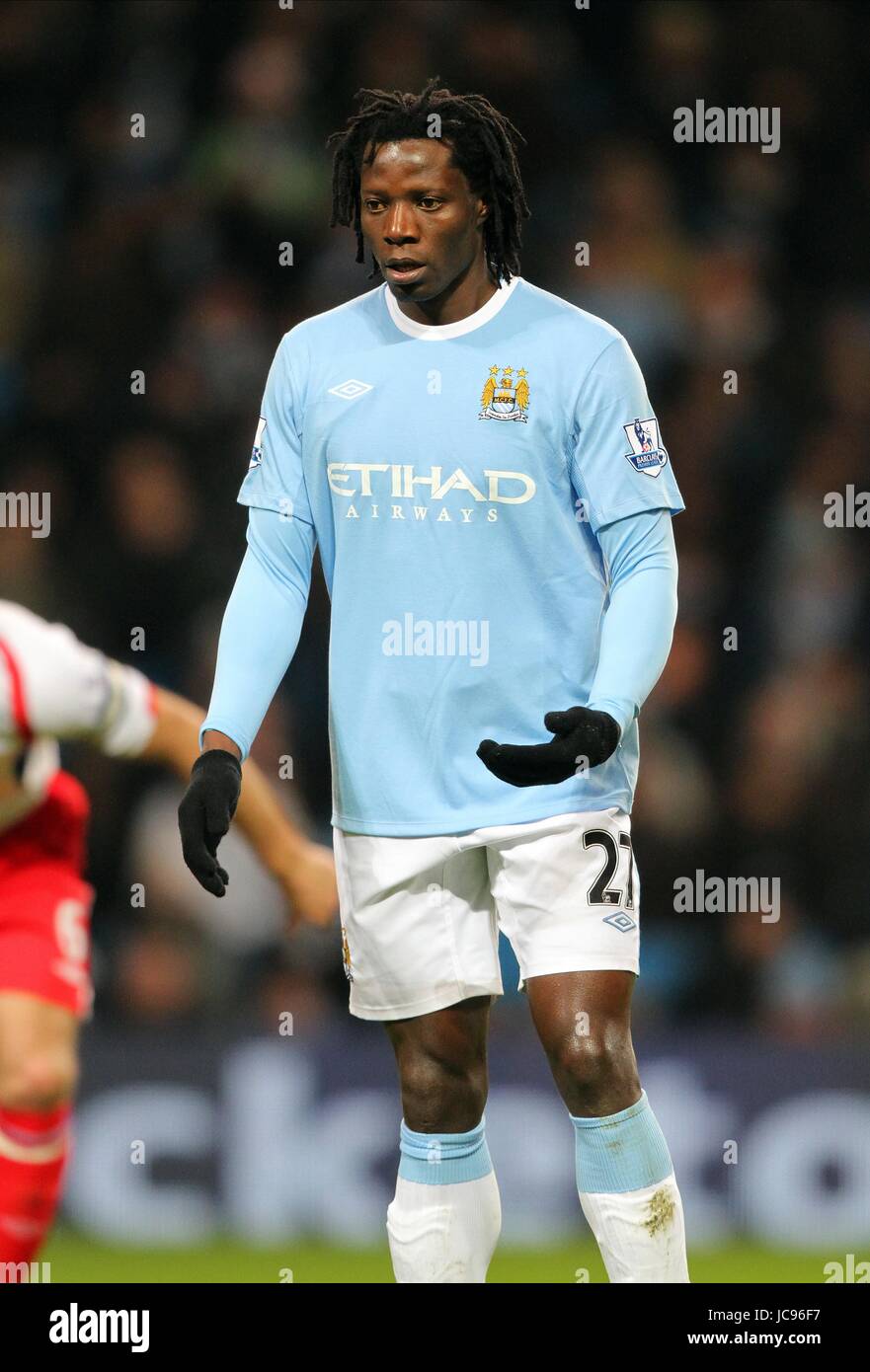 MWARUWARI BENJANI MANCHESTER CITY FC CITY OF MANCHESTER STADIUM ...