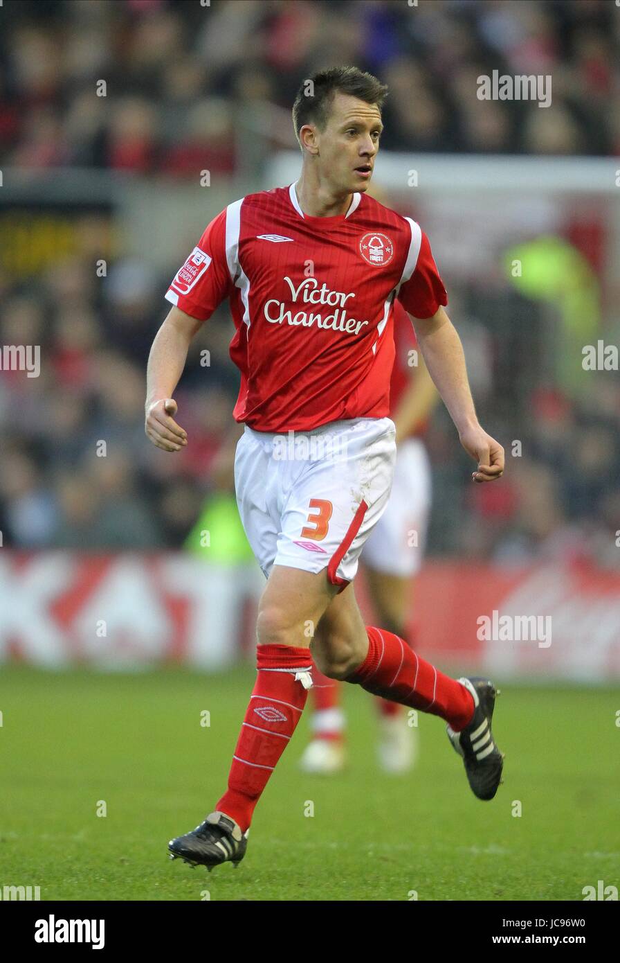 NICKY SHOREY NOTTINGHAM FOREST FC CITY GROUND NOTTINGHAM ENGLAND 16 ...