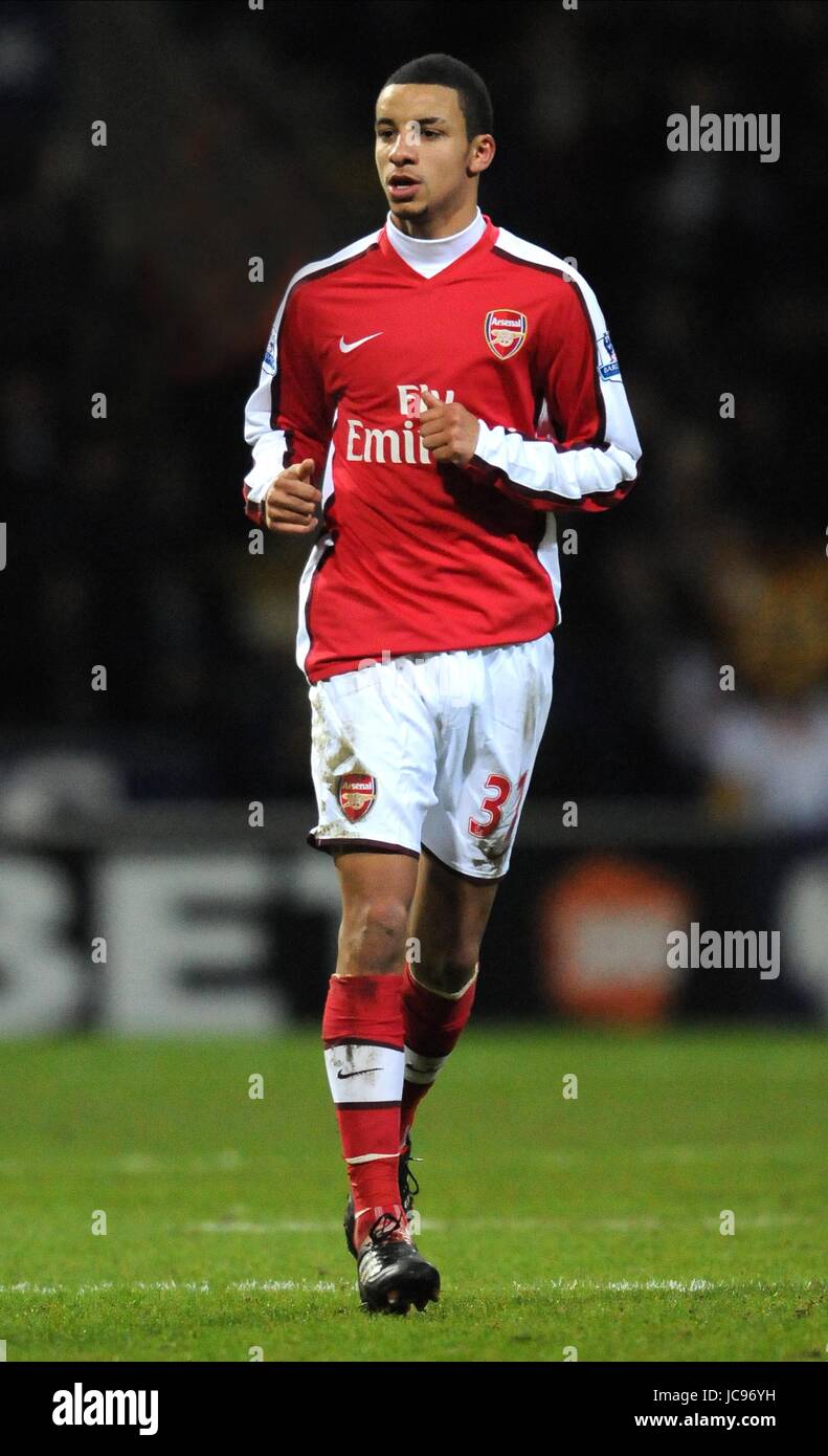 Arsenal and steed malbranque hi-res stock photography and images - Alamy