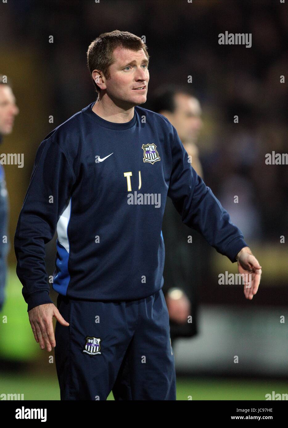 Notts county coach hi-res stock photography and images - Alamy