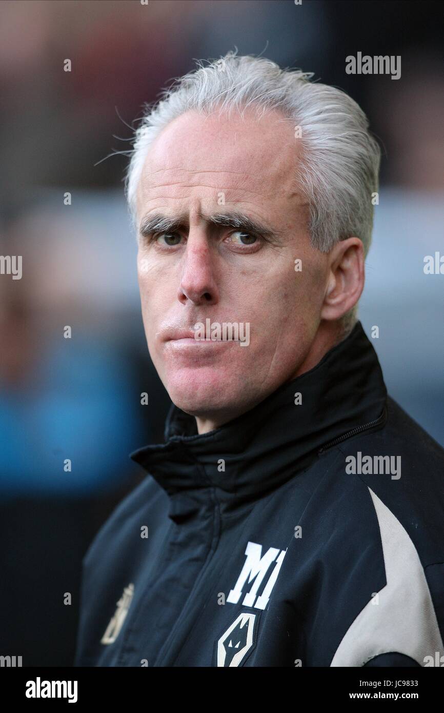 MICK MCCARTHY WOLVES FC MANAGER KC STADIUM HULL ENGLAND 30 January 2010 ...