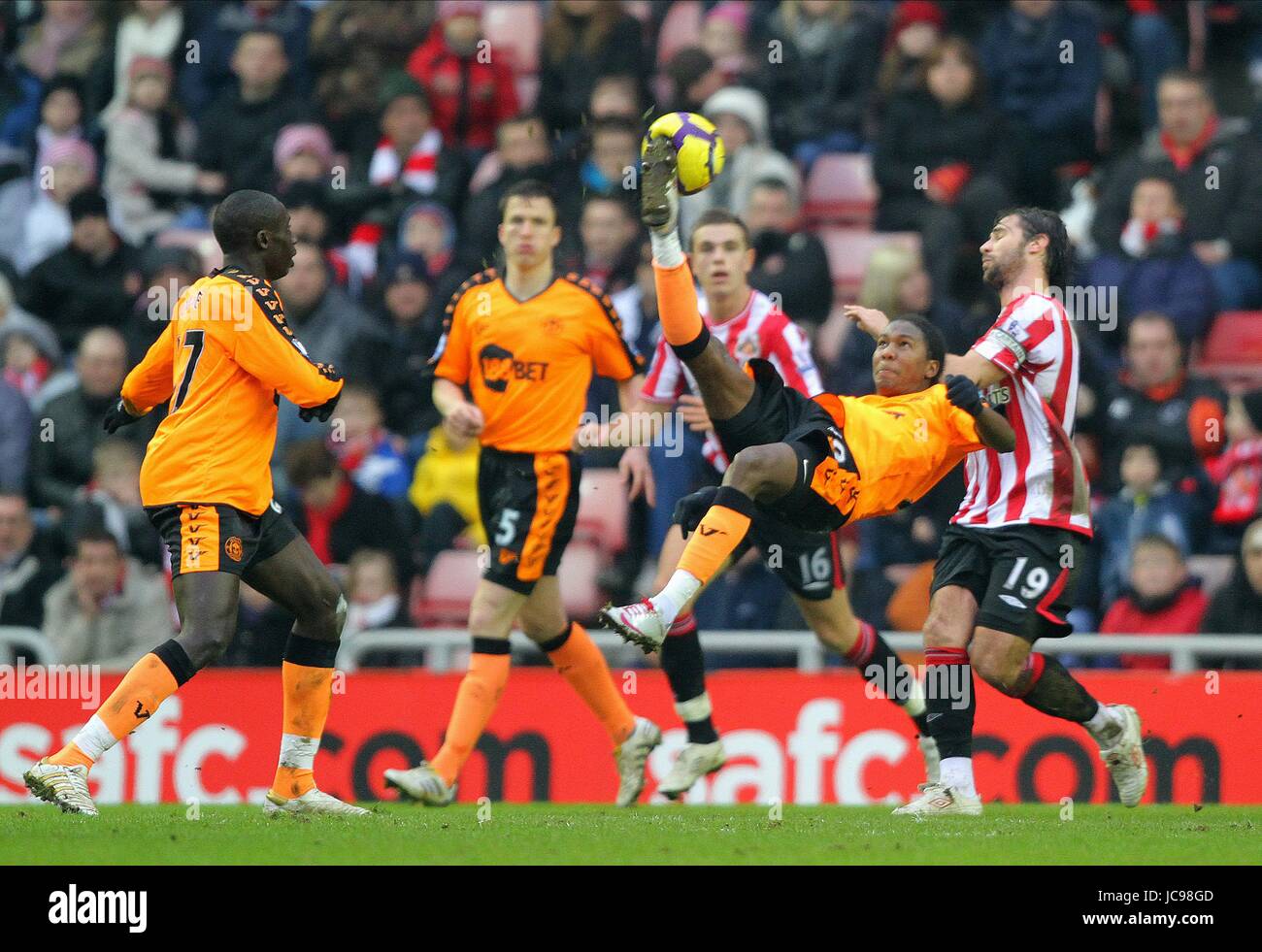 Overhead kick hi-res stock photography and images - Alamy