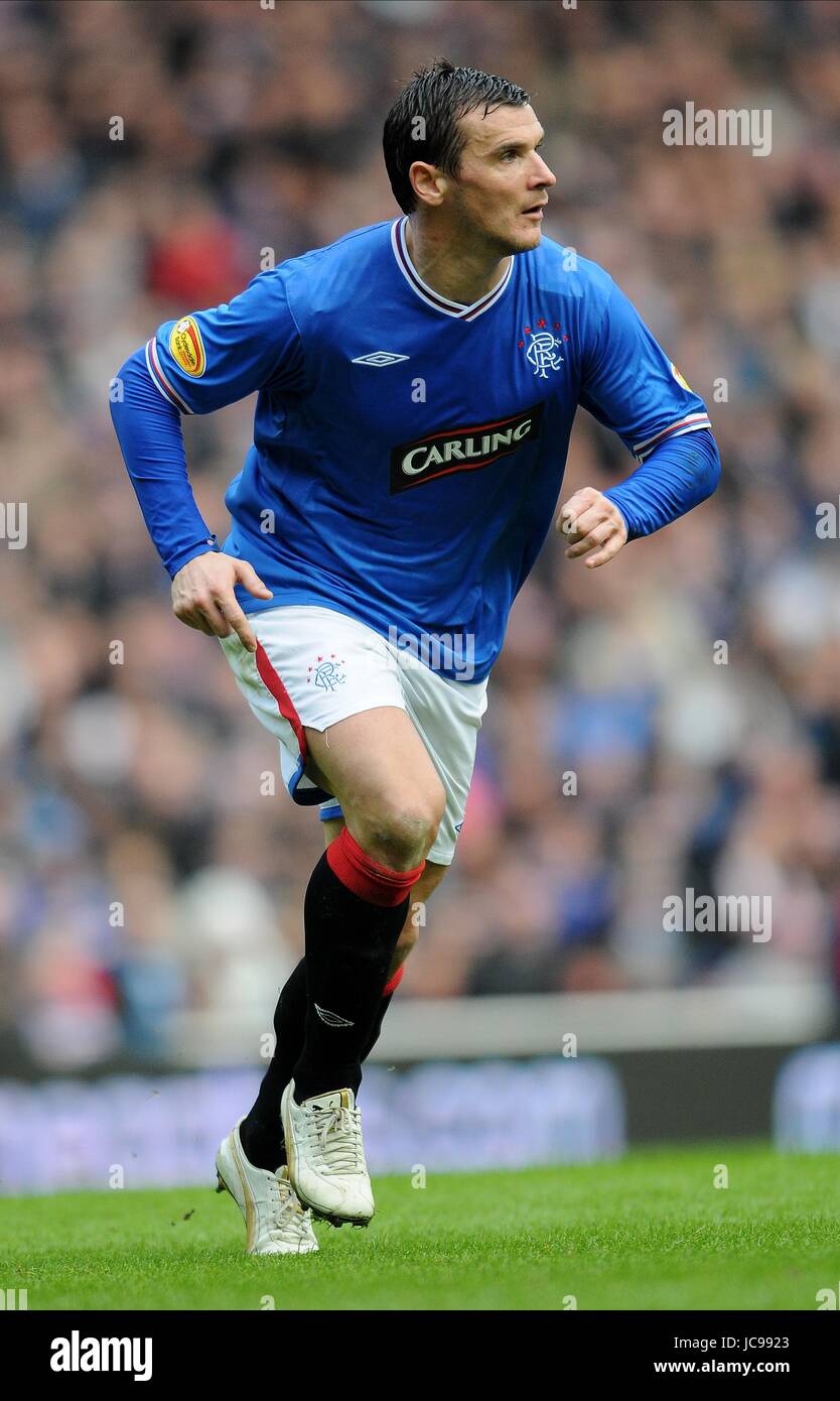 LEE MCCULLOCH GLASGOW RANGERS FC IBROX STADIUM GLASGOW SCOTLAND 14 ...