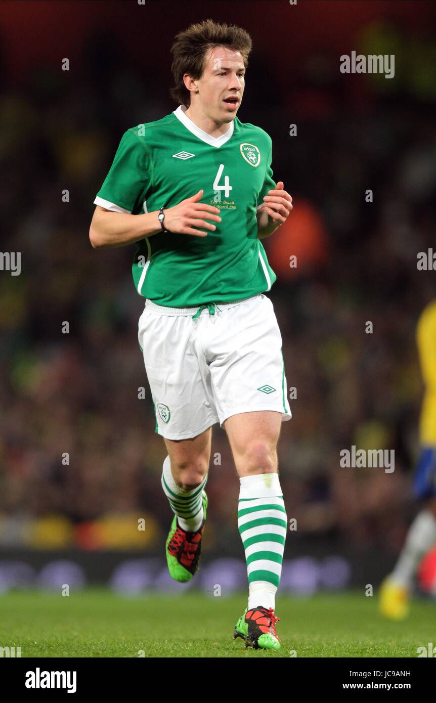SEAN ST LEDGER REP OF IRELAND THE EMIRATES STADIUM LONDON ENGLAND 02 ...