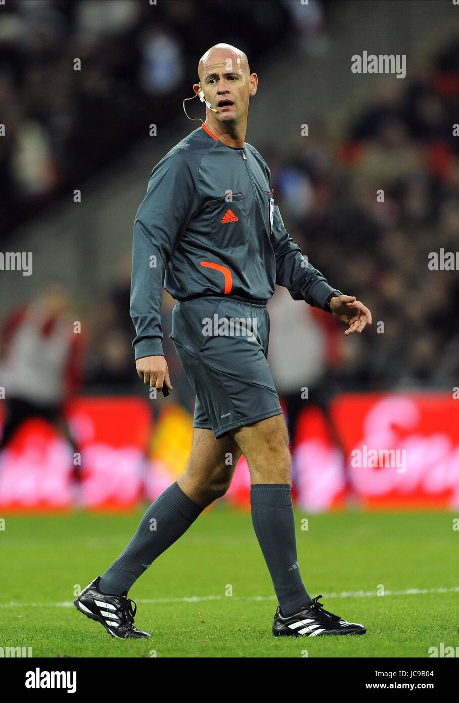 CARLOS MANUEL TORRES REFEREE WEMBLEY STADIUM LONDON ENGLAND 03 March ...