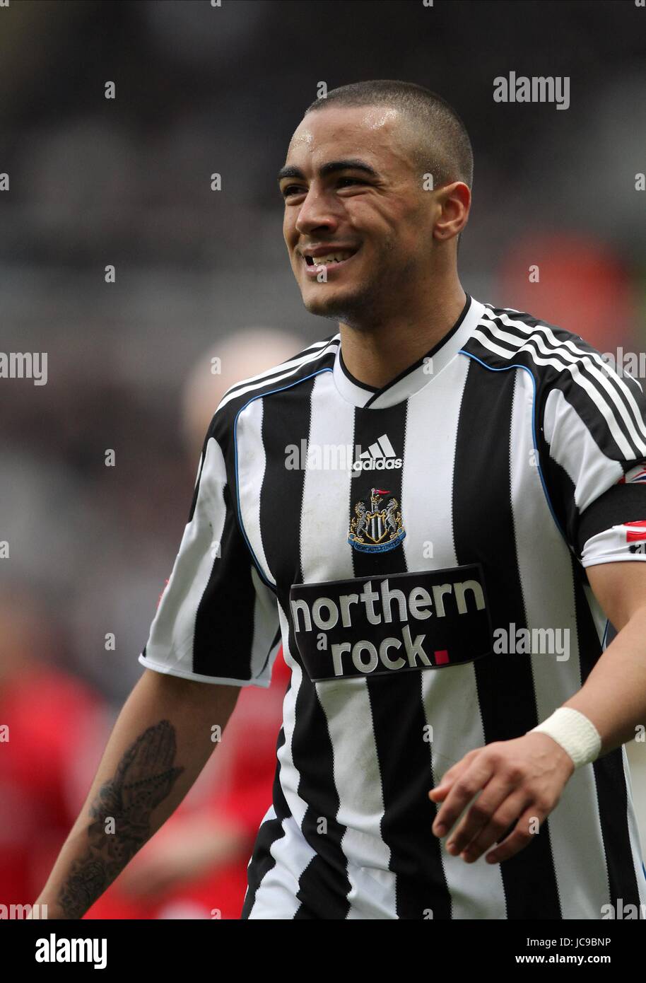 DANNY SIMPSON NEWCASTLE UNITED FC ST.JAMES PARK NEWCASTLE ENGLAND 06 ...