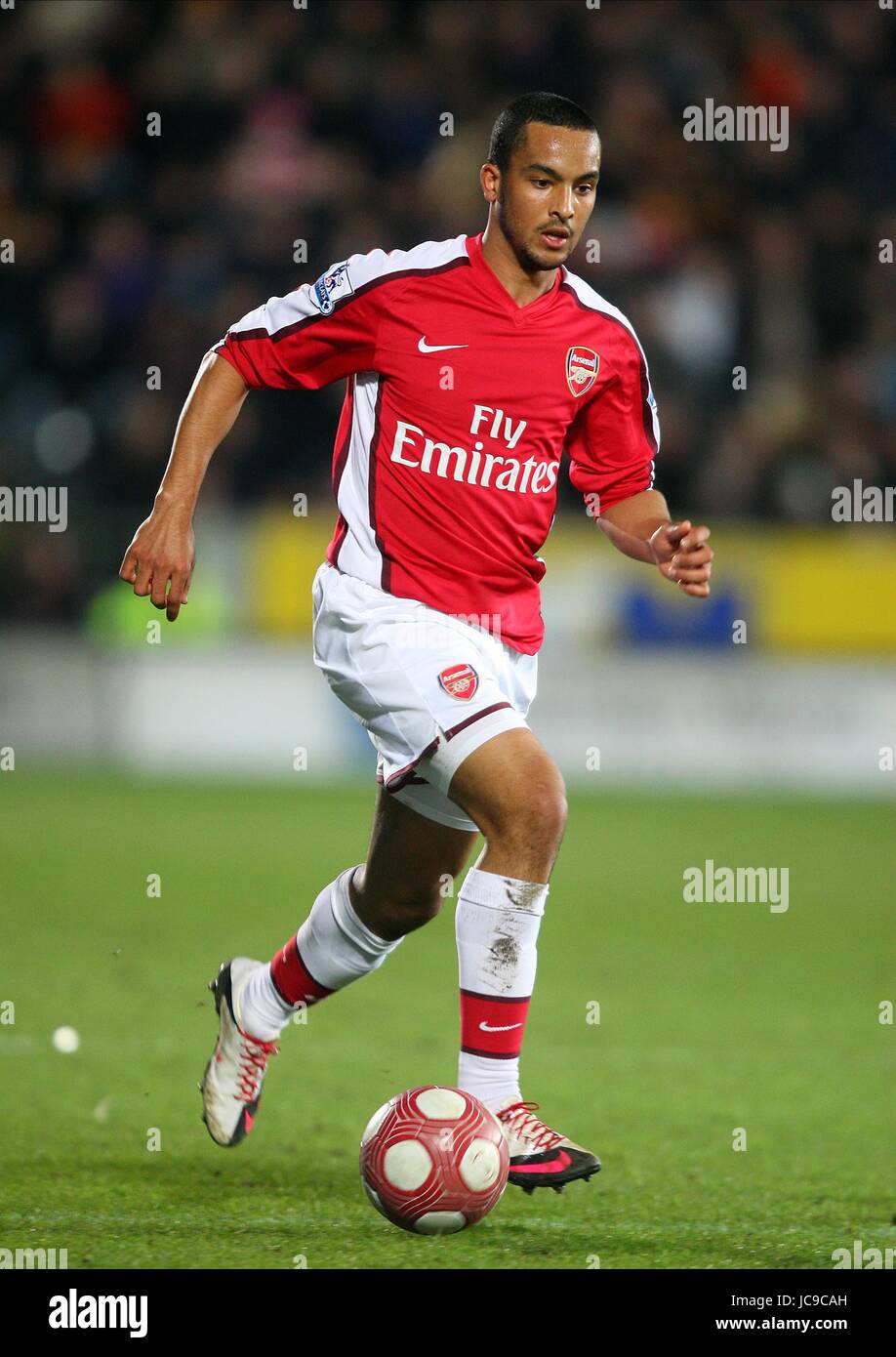 THEO WALCOTT ARSENAL FC KC STADIUM HULL ENGLAND 13 March 2010 Stock ...