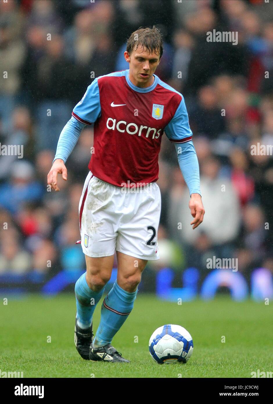 Stephen warnock aston villa hi-res stock photography and images - Alamy