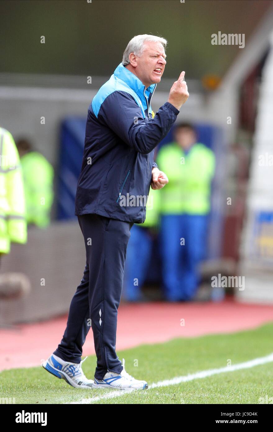 Hearts midlothian manager hi-res stock photography and images - Alamy