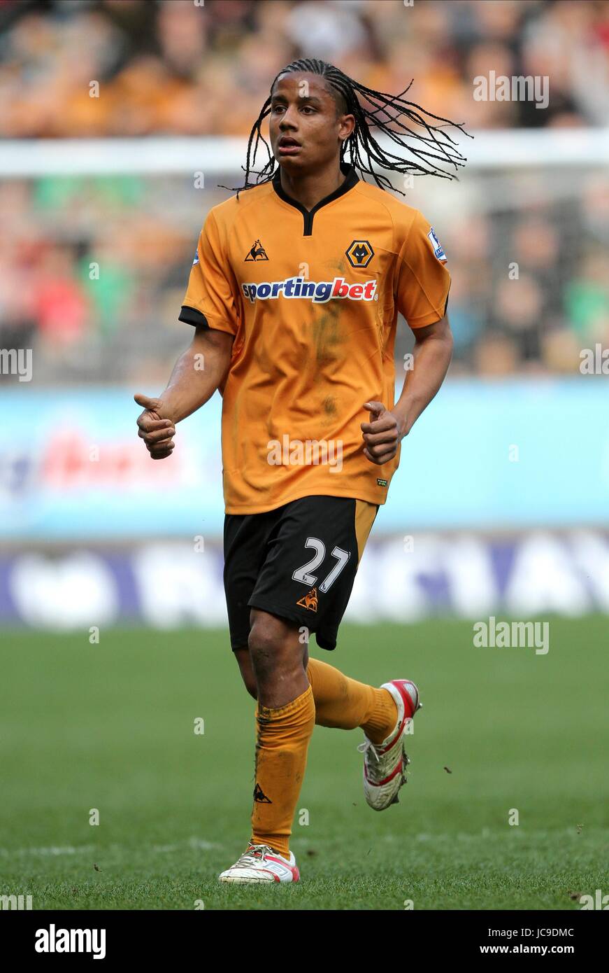 MICHAEL MANCIENNE WOLVERHAMPTON WANDERERS FC MOLINEUX STADIUM ...