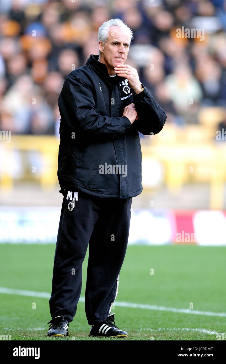 MICK MCCARTHY WOLVES MANAGER MOLINEUX STADIUM WOLVERHAMPTON ENGLAND 27 ...