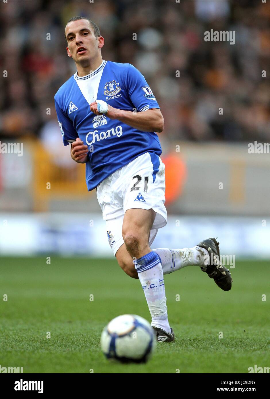 LEON OSMAN EVERTON FC MOLINEUX STADIUM WOLVERHAMPTON ENGLAND 27 March ...