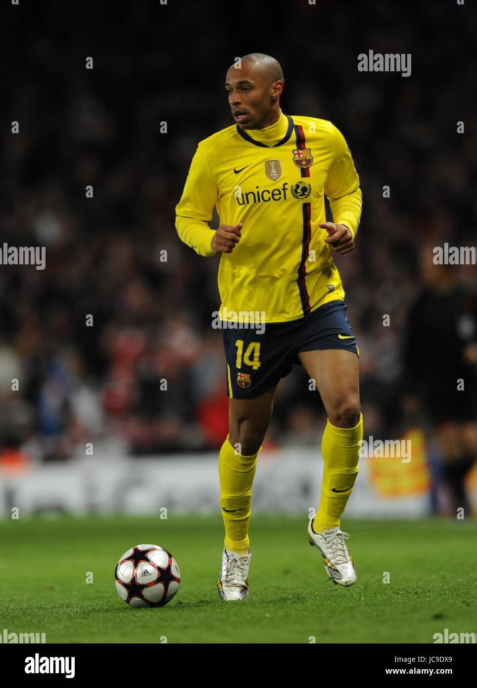 THIERRY HENRY FC BARCELONA EMIRATES STADIUM LONDON ENGLAND 31 March ...