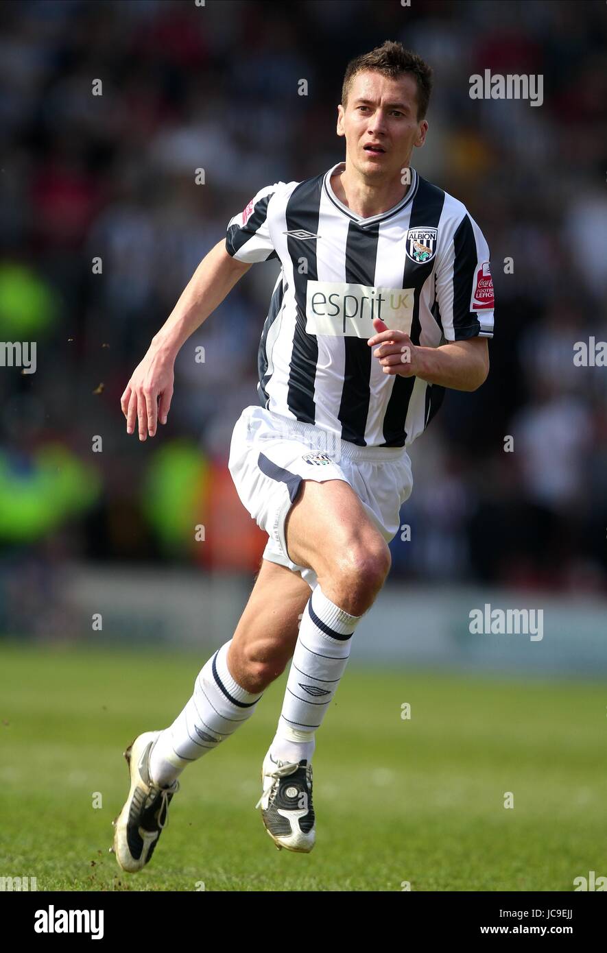 MAREK CECH WEST BROMWICH ALBION FC KEEPMOAT STADIUM DONCASTER ENGLAND ...