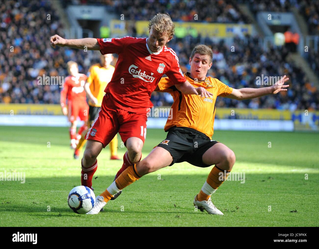 DIRK KUYT & TOM CAIRNEY HULL V LIVERPOOL HULL V LIVERPOOL KC STADIUM ...