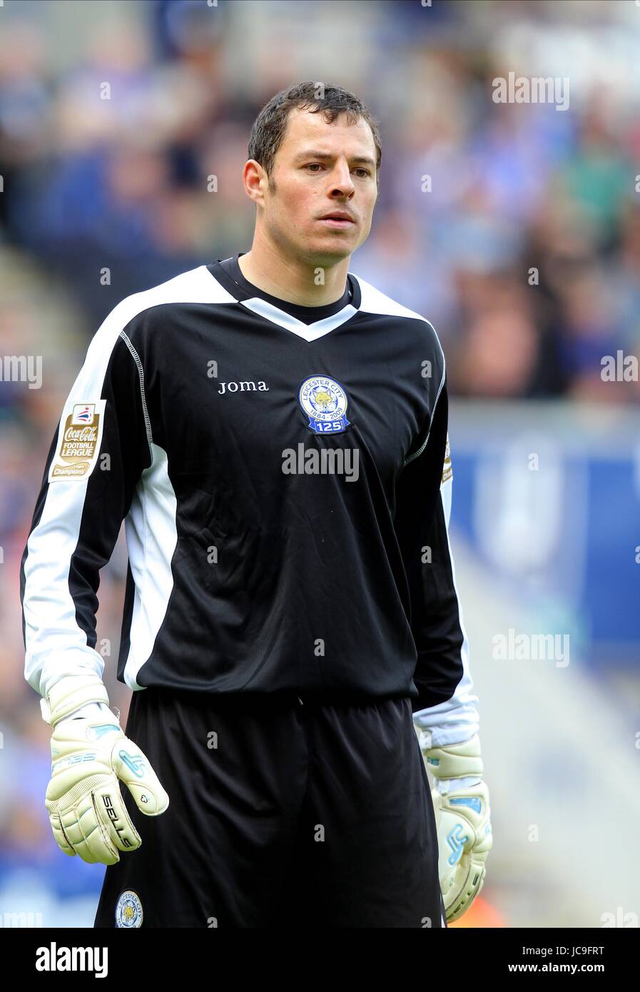 CHRIS WEALE LEICESTER CITY FC LEICESTER CITY FC WALKERS STADIUM ...
