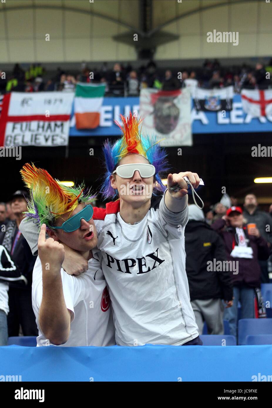 EXCITED FULHAM FANS PRE KICK ATHLETICO MADRID V FULHAM FC HSH NORDBANK ...