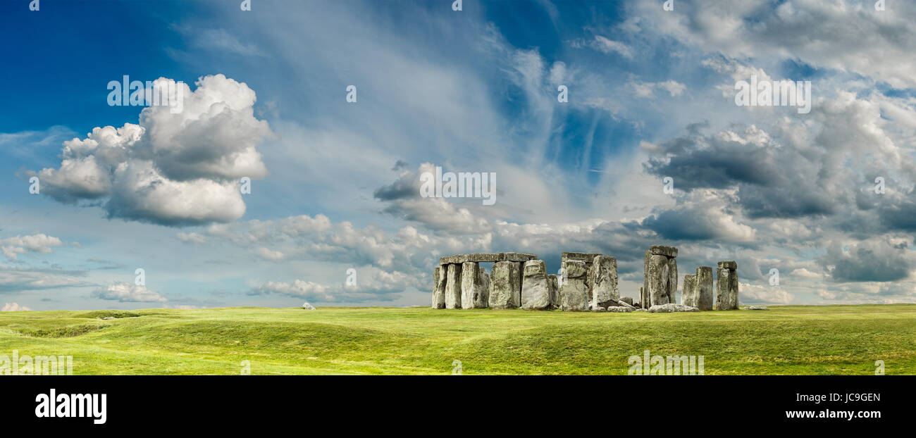Panorama of Stonehenge an ancient prehistoric stone monument Stock ...