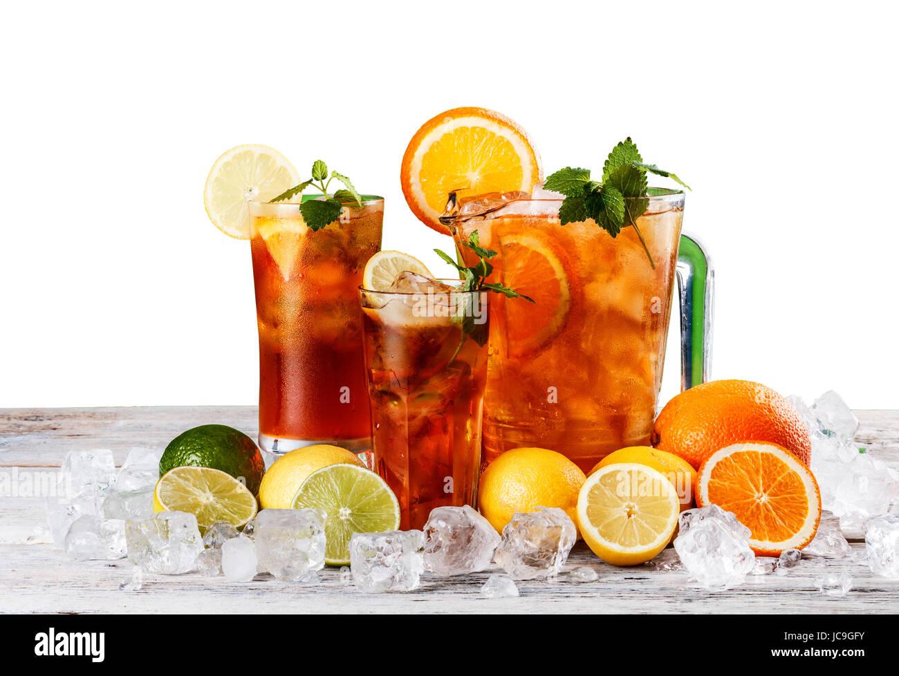 Still life of iced tea with lemon and mint Stock Photo - Alamy