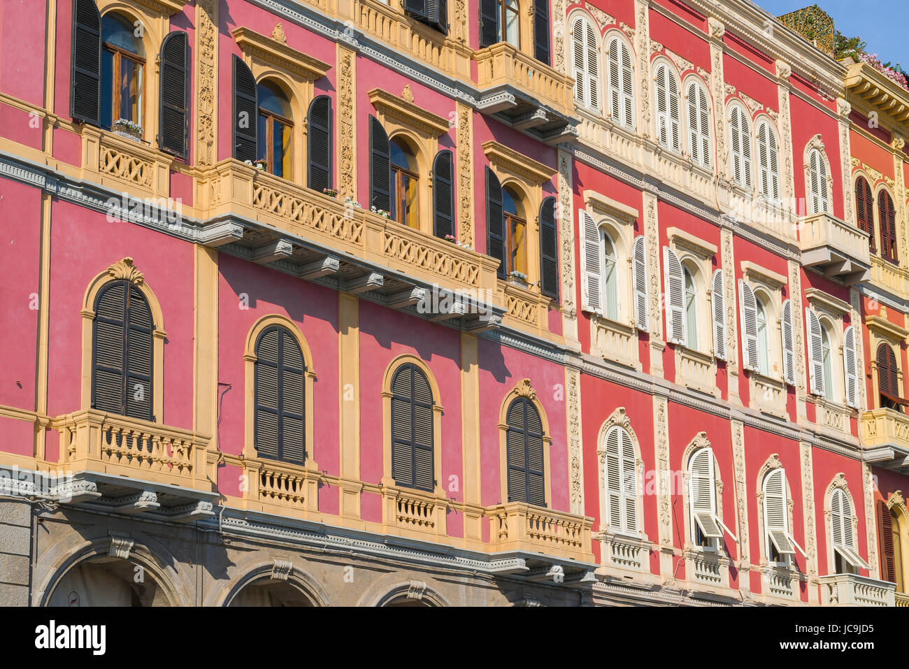 Italian neoclassical architecture hi-res stock photography and images ...