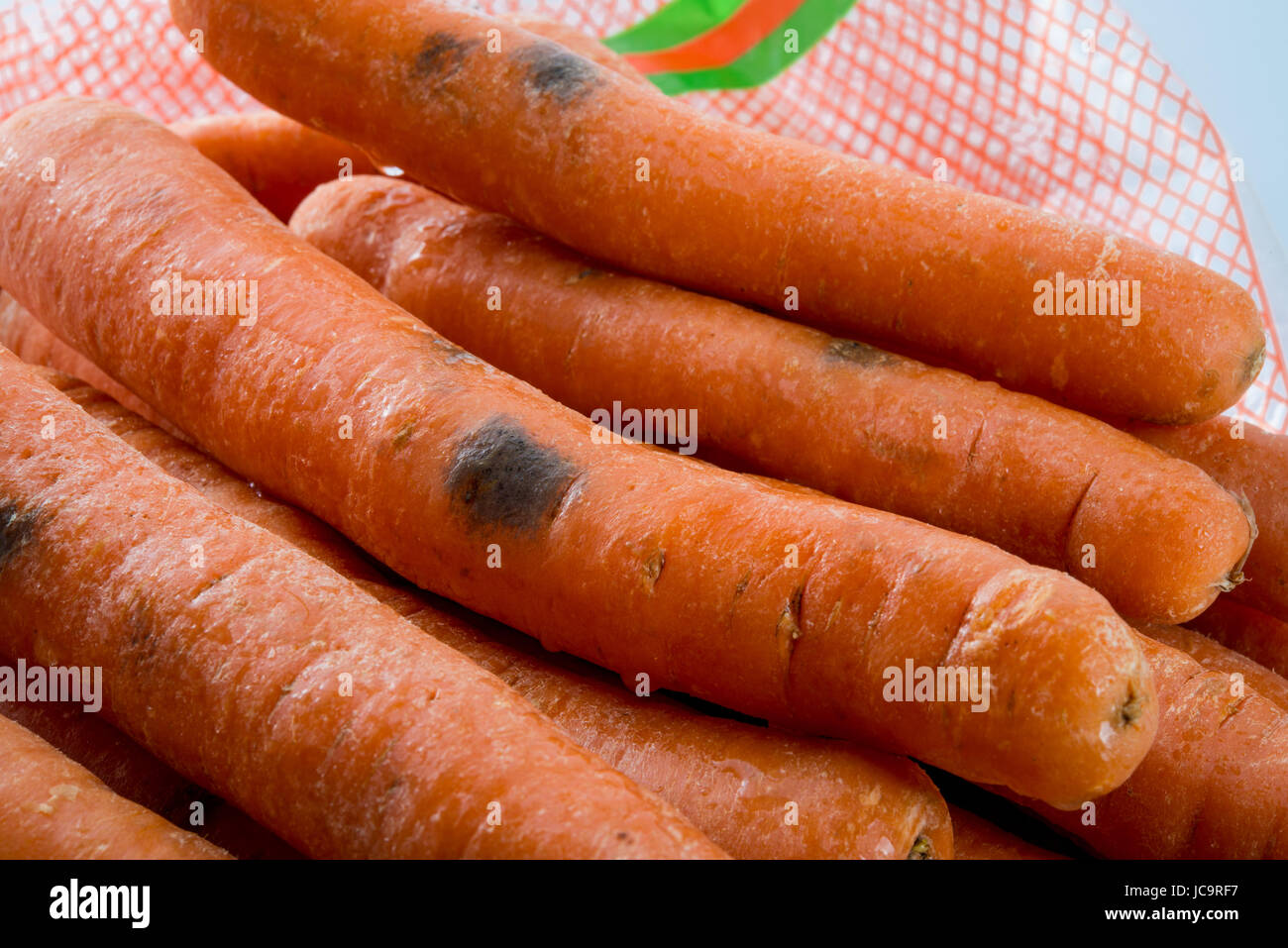 Rotten carrots hi-res stock photography and images - Alamy