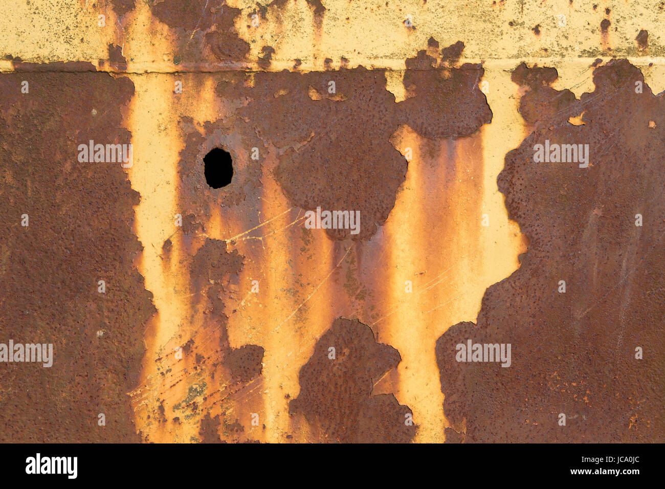 Old sheet metal hi-res stock photography and images - Alamy