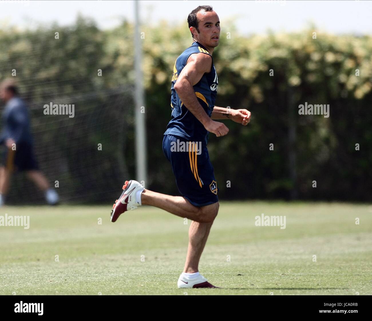 Landon donovan la galaxy celebrates hi-res stock photography and images ...