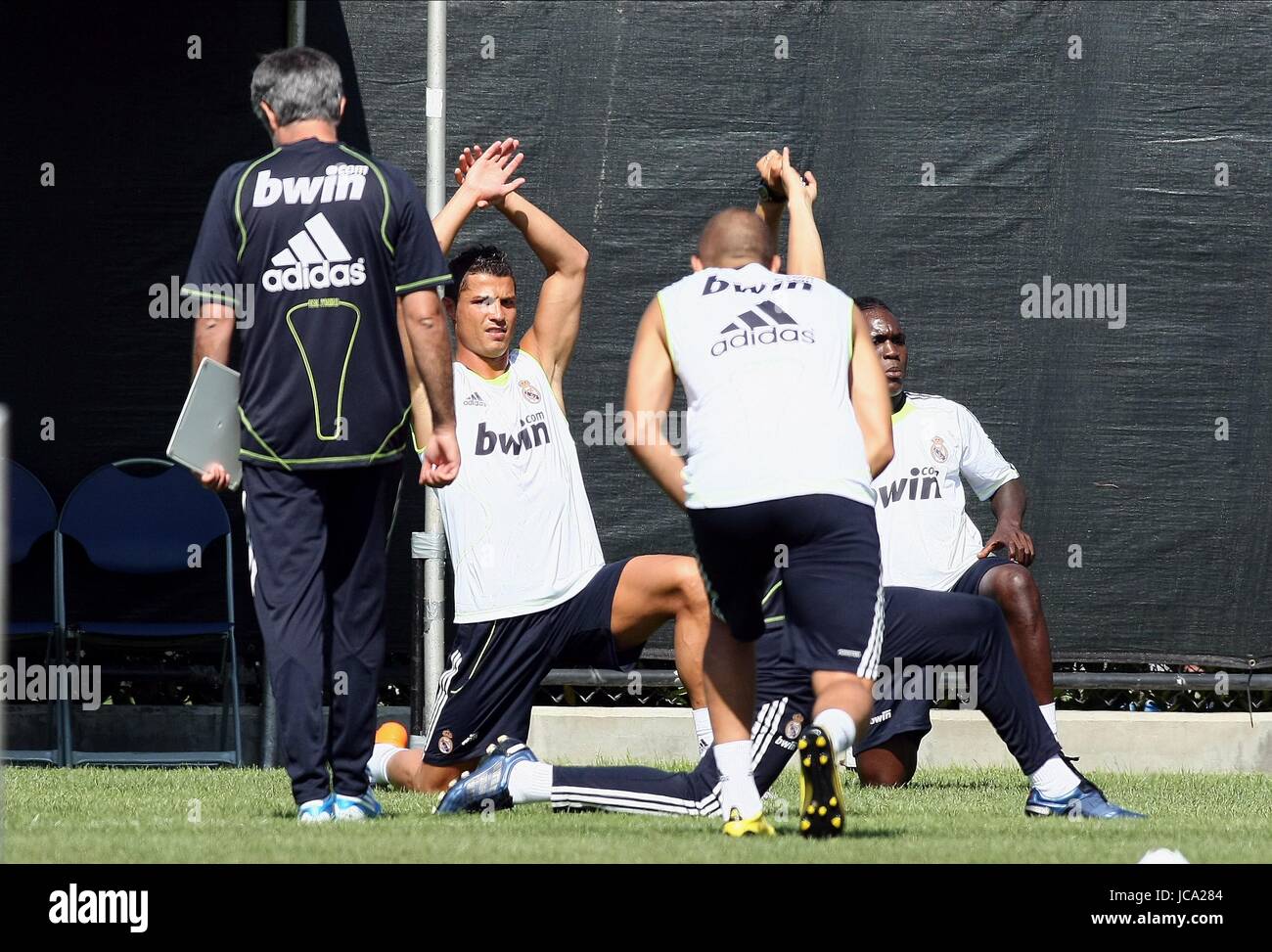 Jose mourinho and cristiano ronaldo hi-res stock photography and images ...