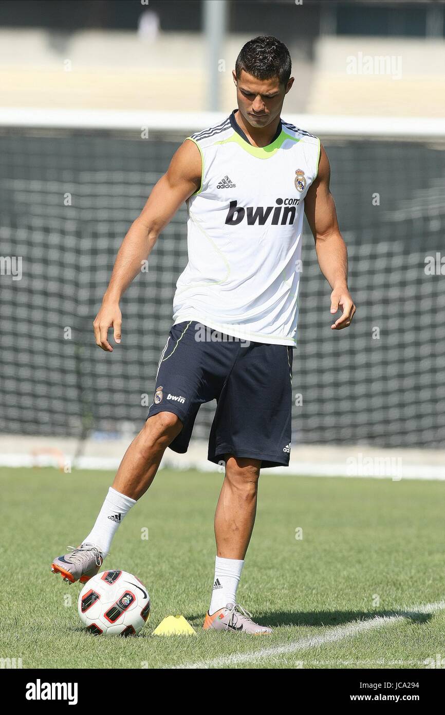 Cristiano ronaldo celebrates 2010 hi-res stock photography and images ...