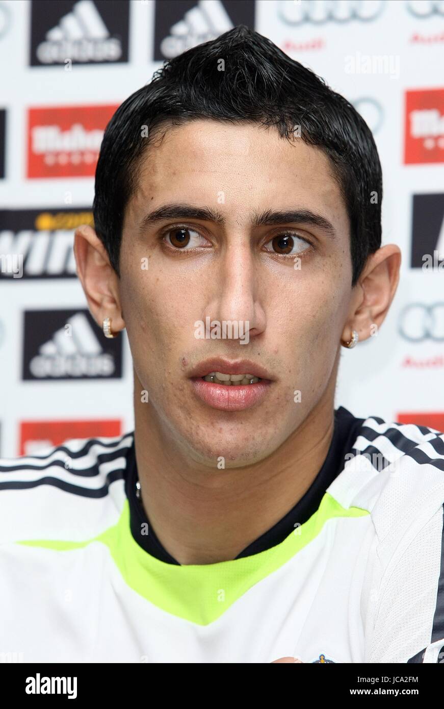 Angel di maria portrait hi-res stock photography and images - Alamy