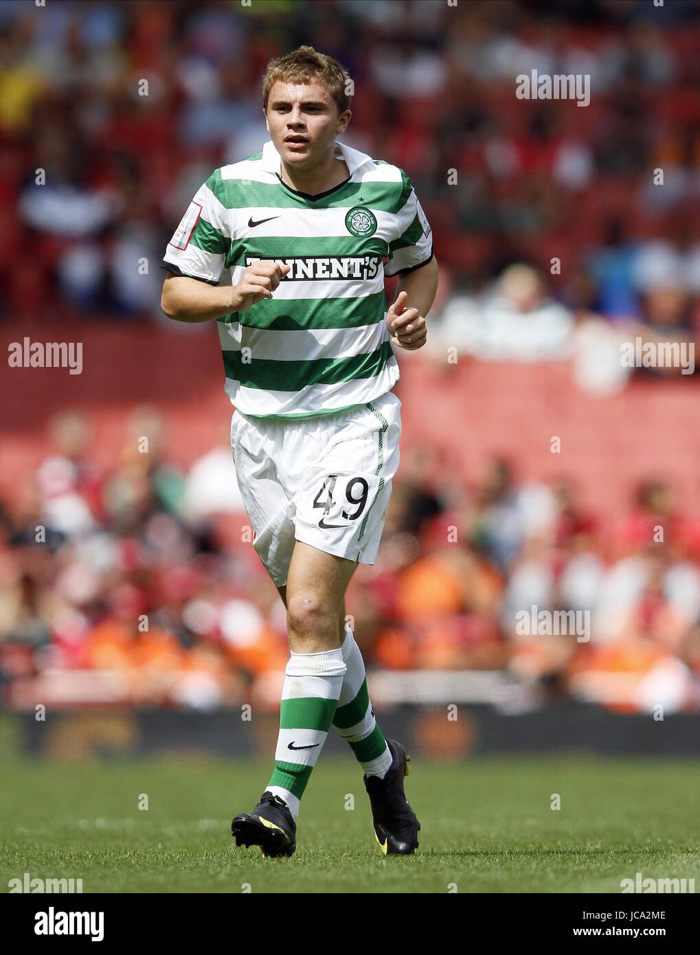 JAMES FORREST GLASGOW CELTIC FC GLASGOW CELTIC FC EMIRATES STADIUM ...