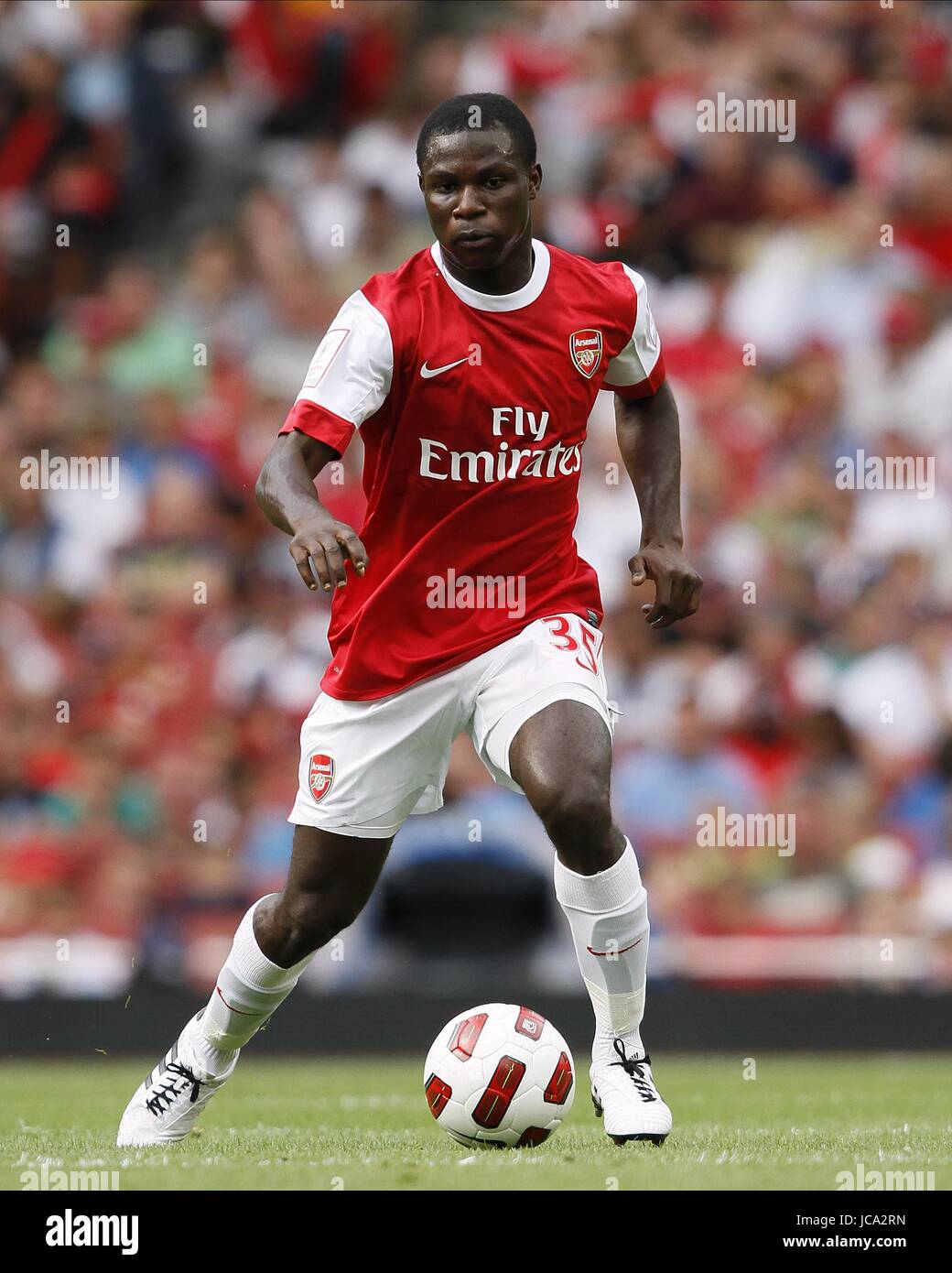EMMANUEL FRIMPONG ARSENAL FC ARSENAL FC EMIRATES STADIUM LONDON ENGLAND ...
