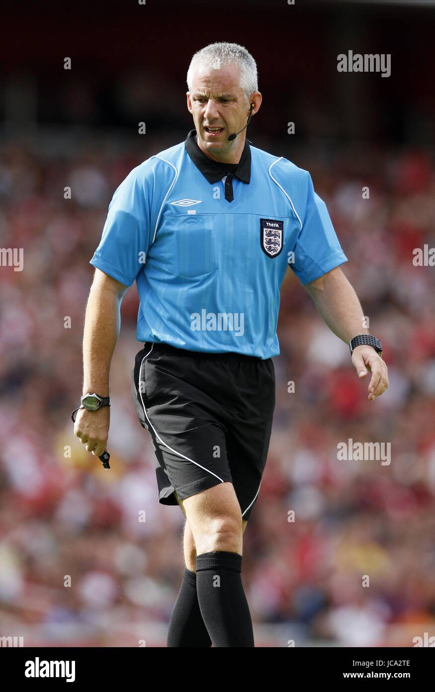 Referee Chris Foy High Resolution Stock Photography and Images - Alamy
