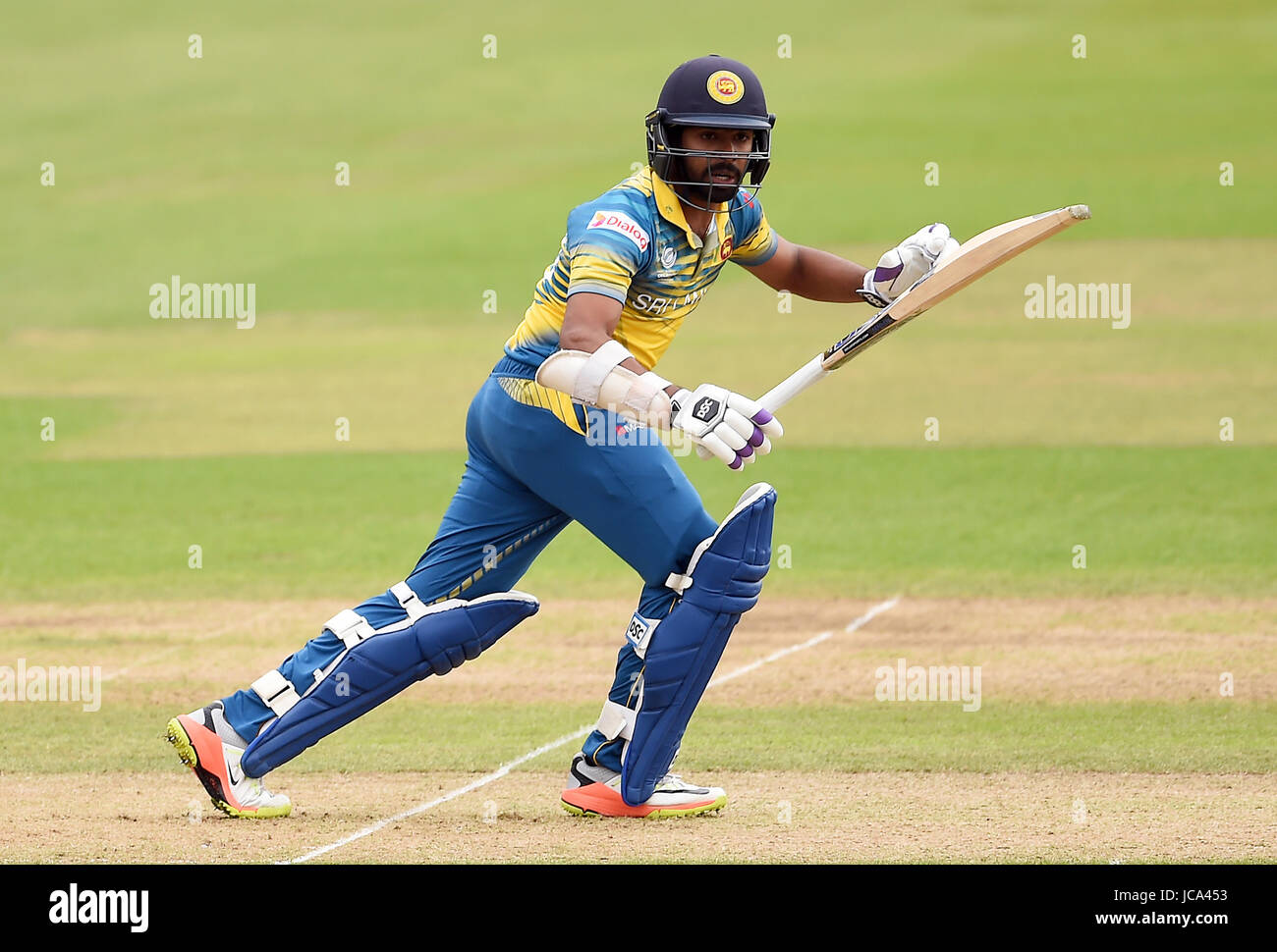Niroshan dickwella hi-res stock photography and images - Alamy