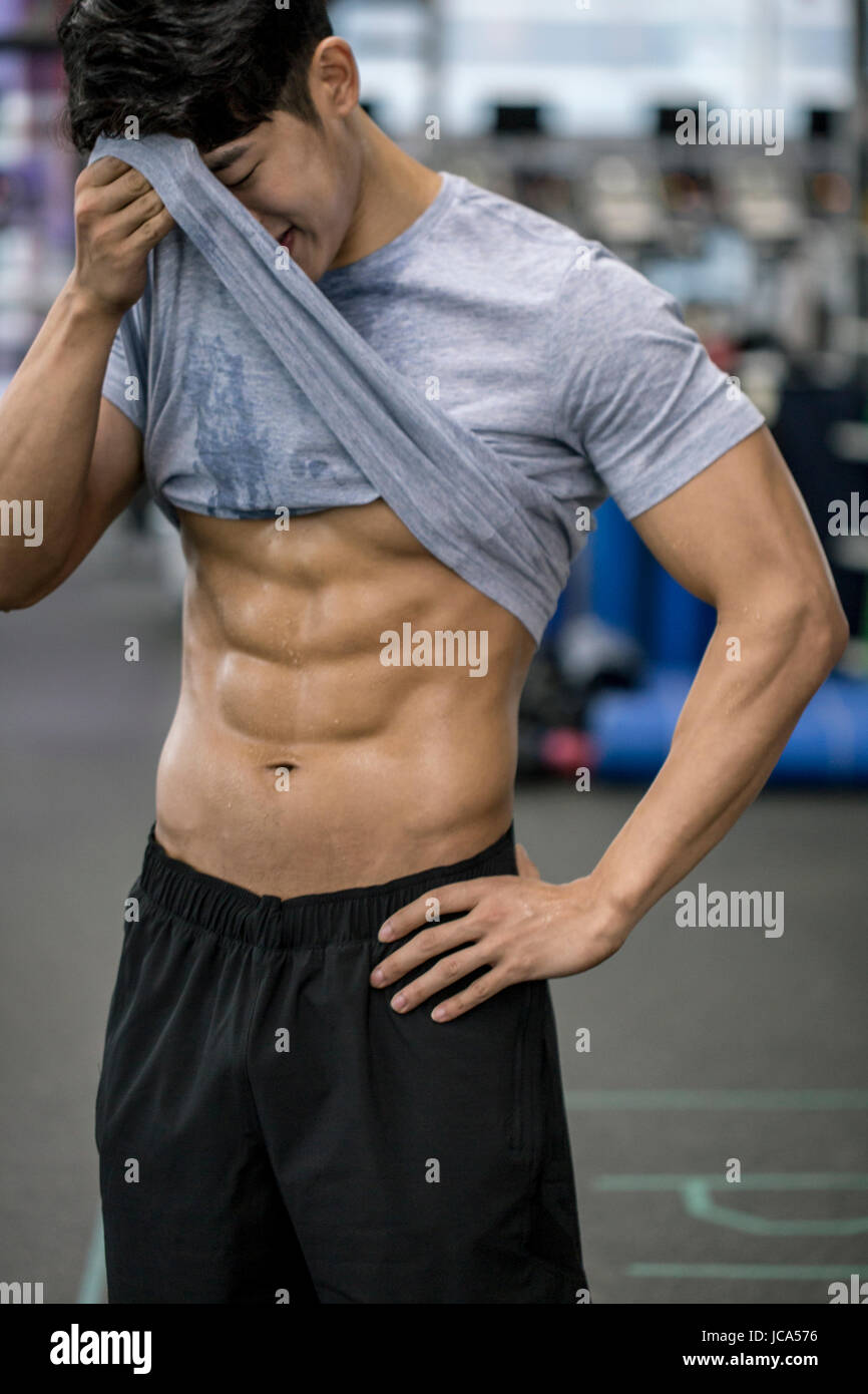 Man wiping sweat hi-res stock photography and images - Alamy