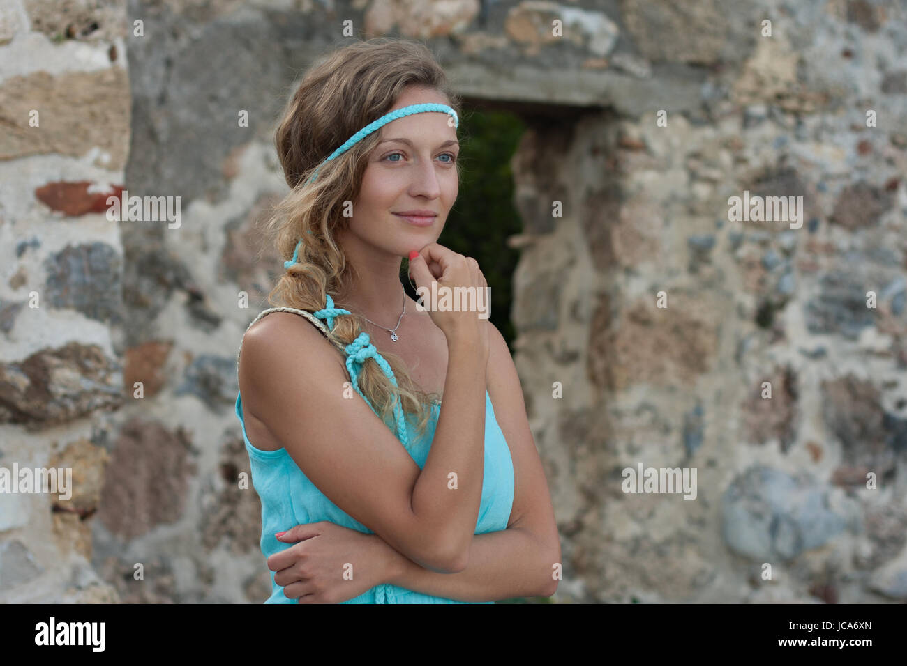 Woman Turquoise Jewelry High Resolution Stock Photography and Images ...
