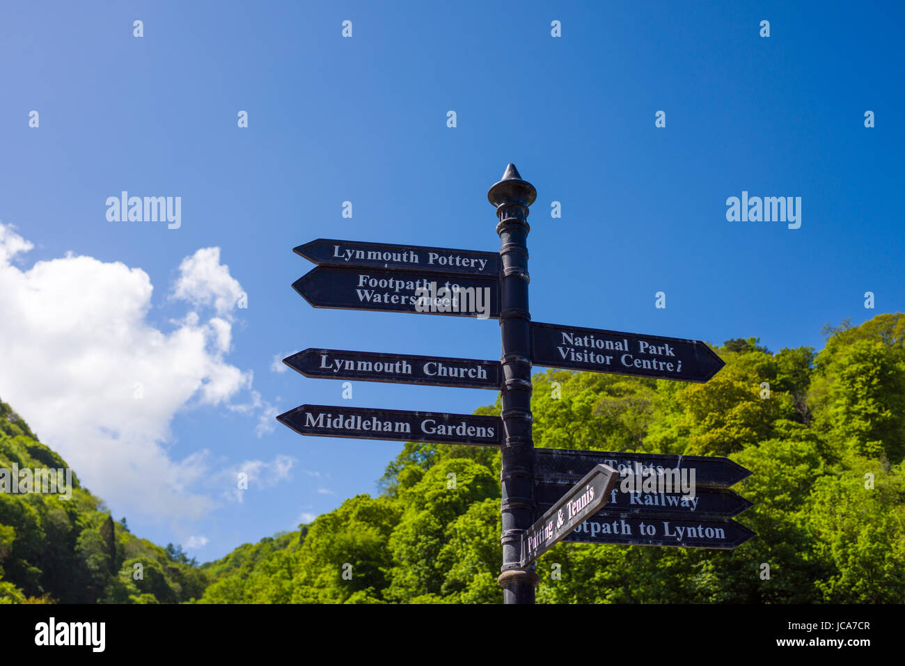 Village signpost england hi-res stock photography and images - Alamy