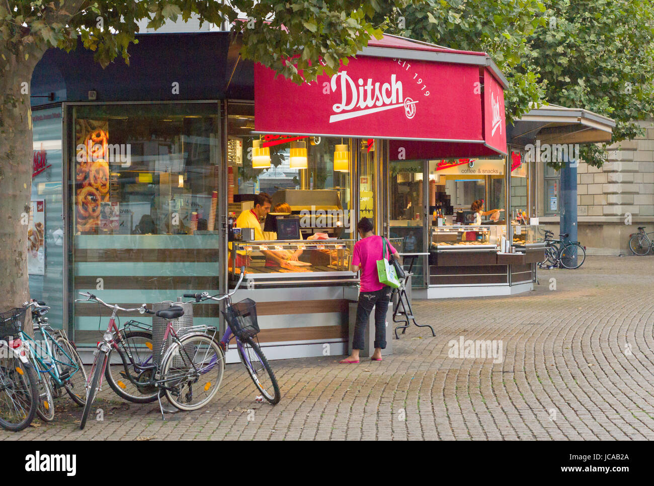 Ditsch bakers stand outside railway station, Mainz, Germany Stock Photo ...