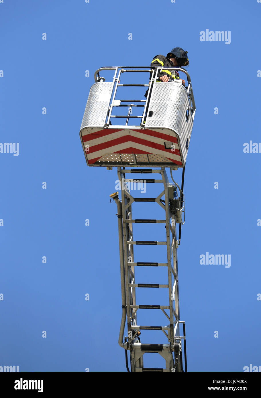 Elevated platform firefighter hi-res stock photography and images - Alamy