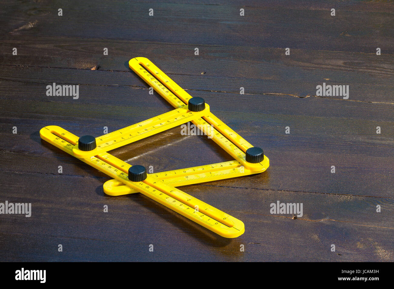 Foldable ruler hi-res stock photography and images - Alamy