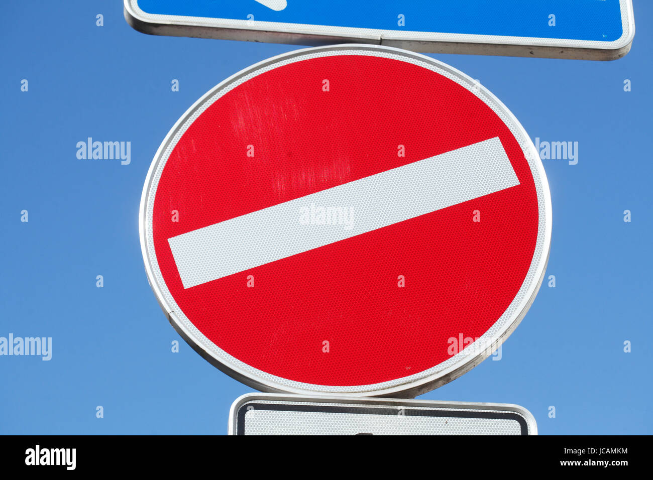 Road Sign no entry, do not enter, one-way street Stock Photo - Alamy