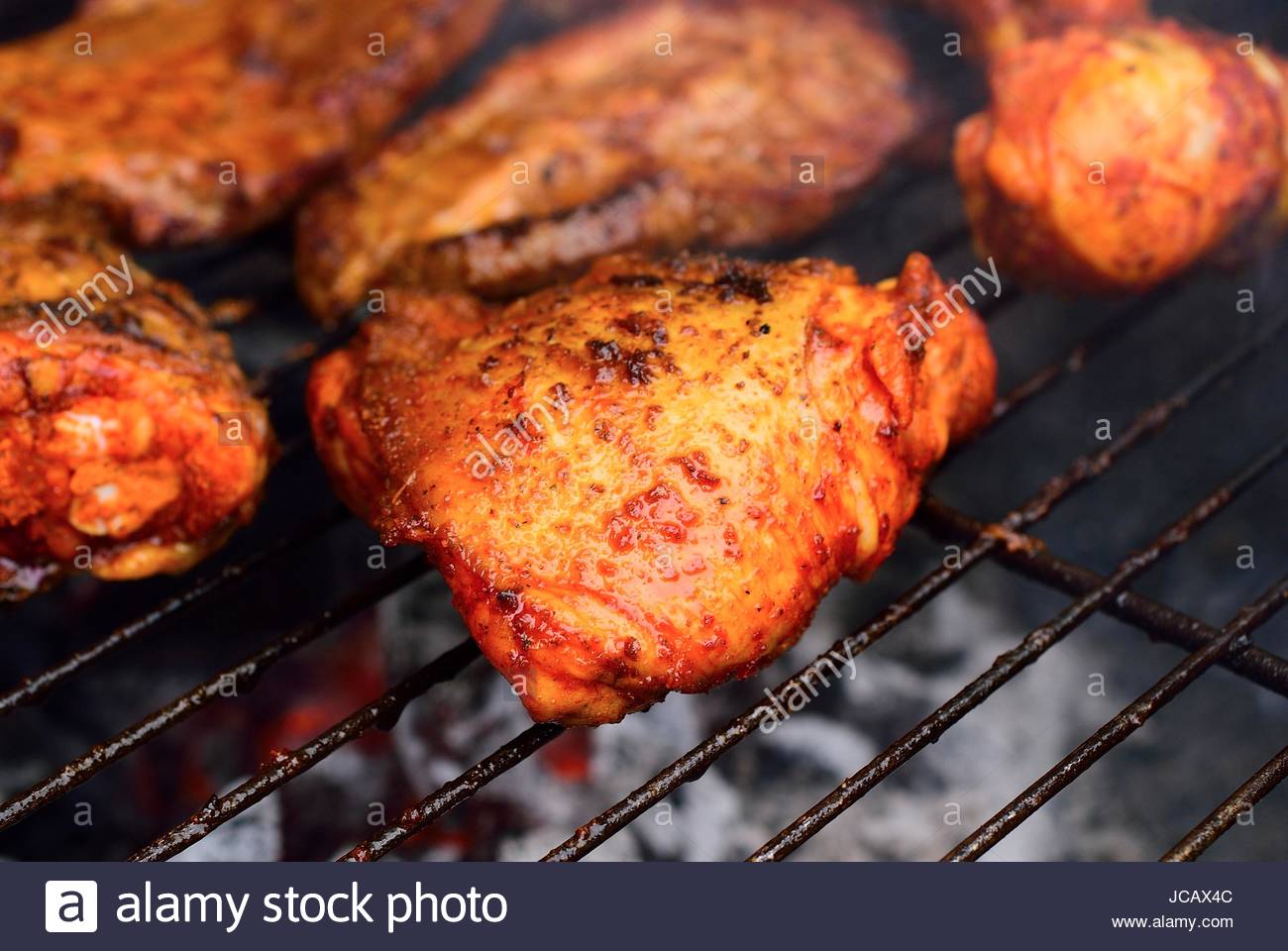 Gegrilltes Huhn High Resolution Stock Photography and Images - Alamy