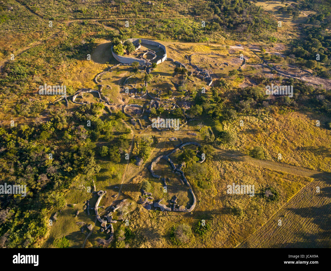 An aerial view of the Great Enclosure at Great Zimbabwe Stock Photo - Alamy