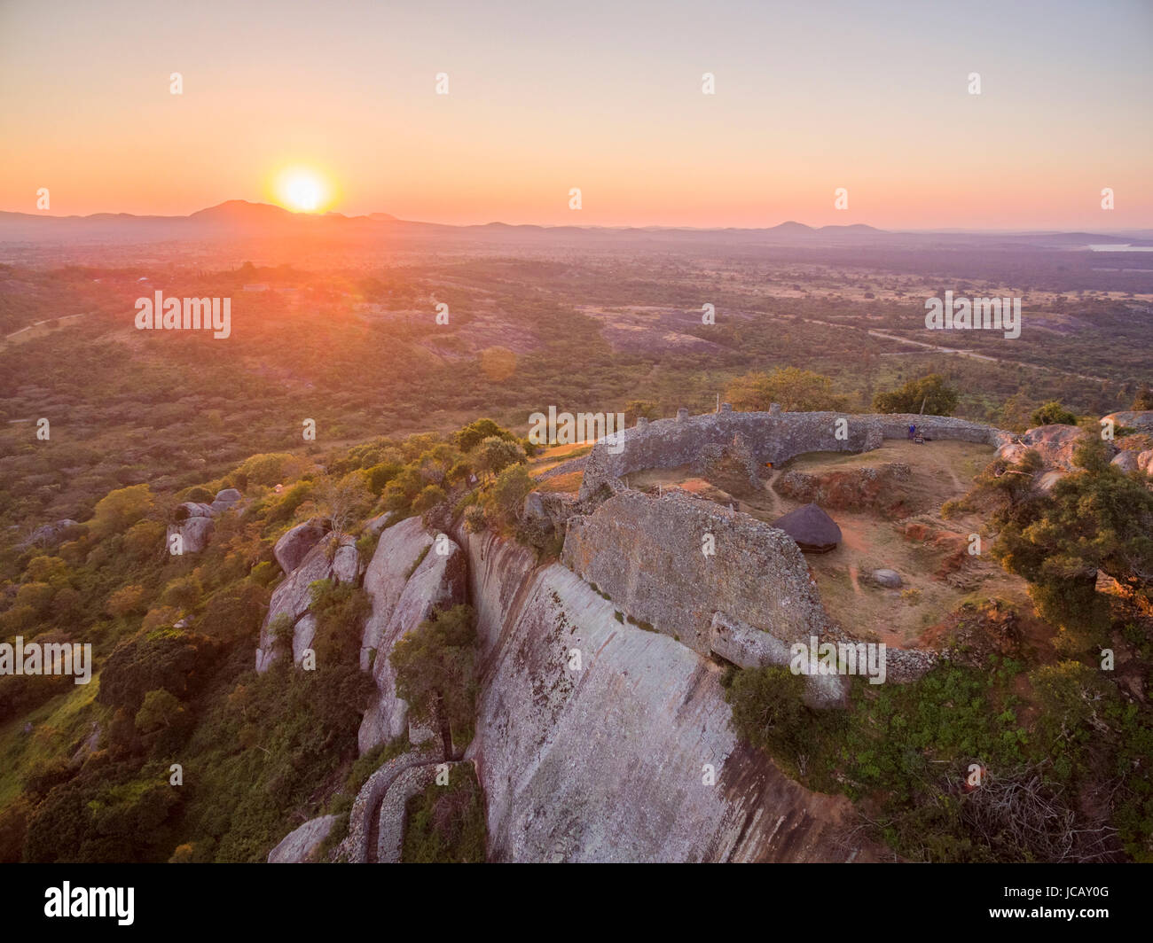 Zimbabwe ruins hill complex hi-res stock photography and images - Alamy