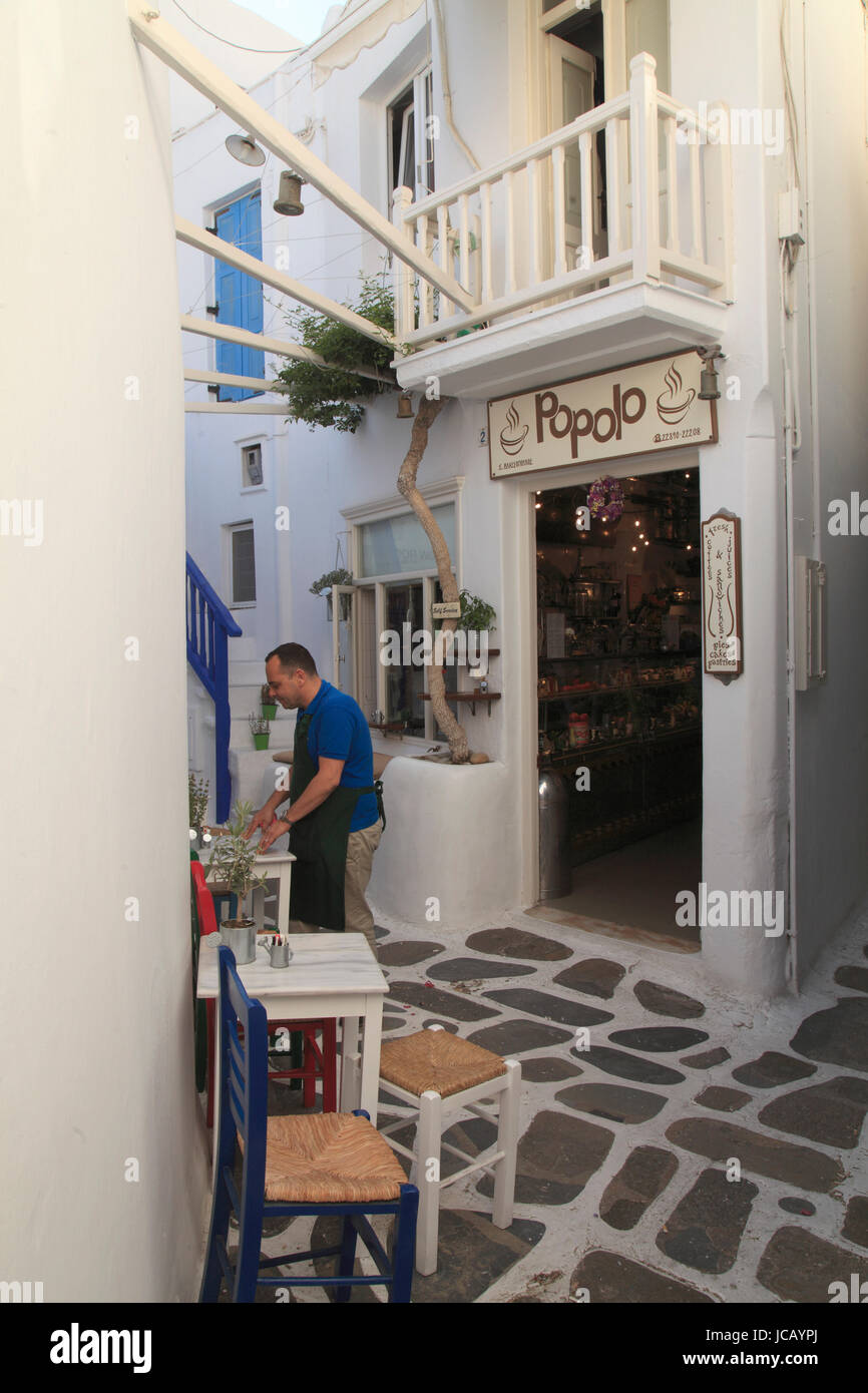 Greece, Cyclades, Mykonos, street scene, cafe Stock Photo - Alamy