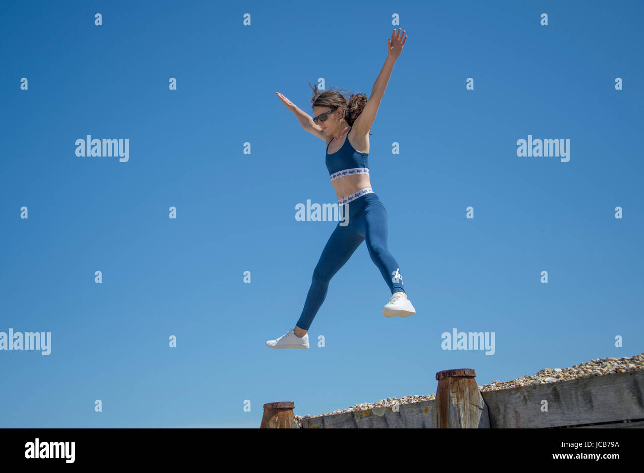 Star body training hi-res stock photography and images - Alamy