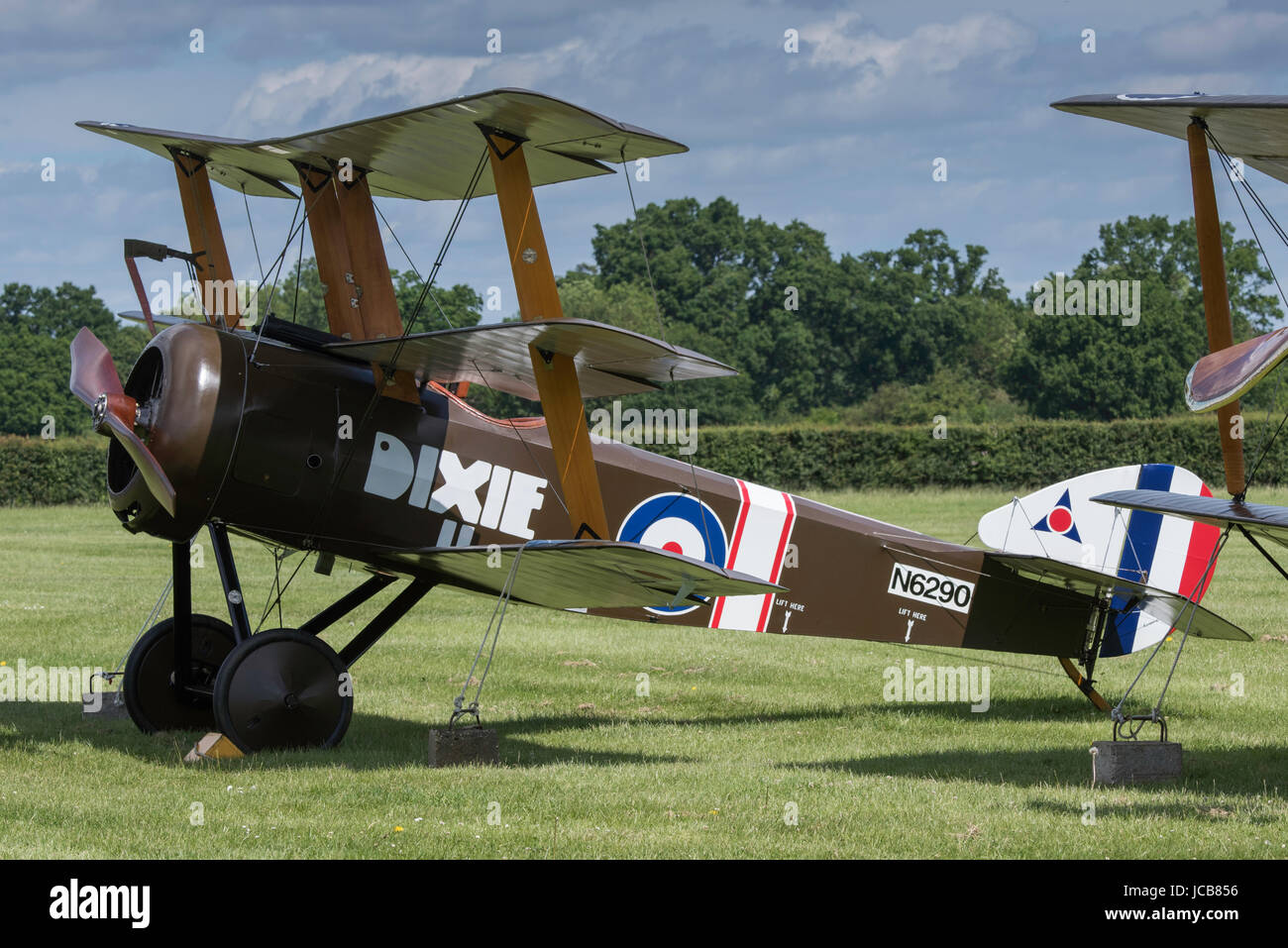 N6290 hi-res stock photography and images - Alamy