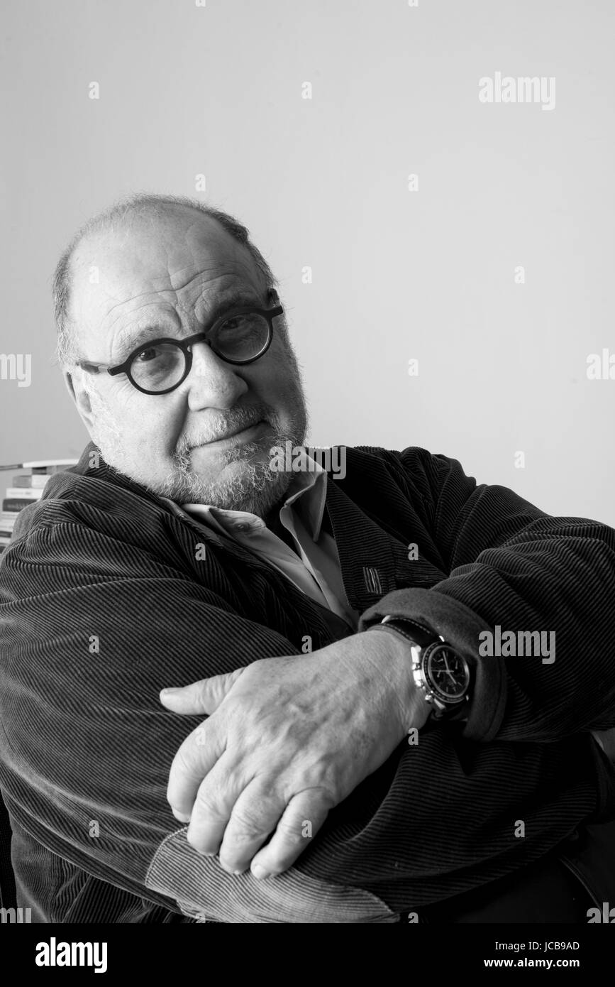 21th century director Black and White Stock Photos & Images - Alamy