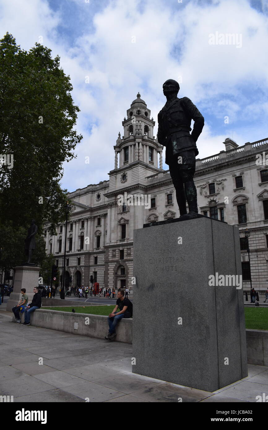 Jewel House and Westminster 2016 Stock Photo - Alamy
