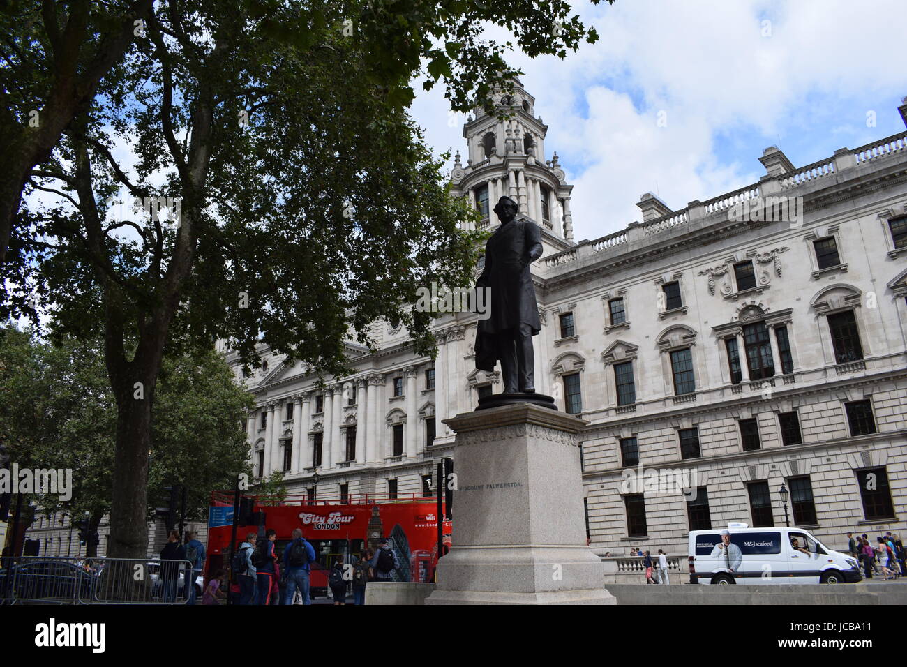 Jewel House and Westminster 2016 Stock Photo - Alamy